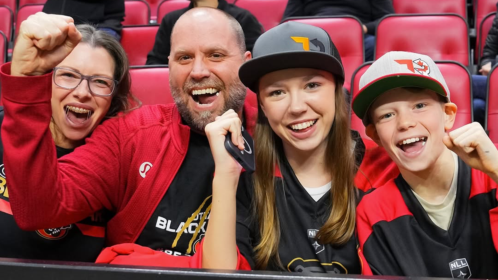 Black Bears taking fan bus to Oshawa | Ottawa Black Bears